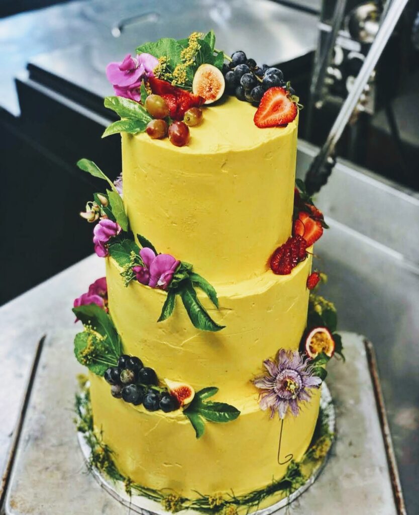 Cakes - The Dutchess